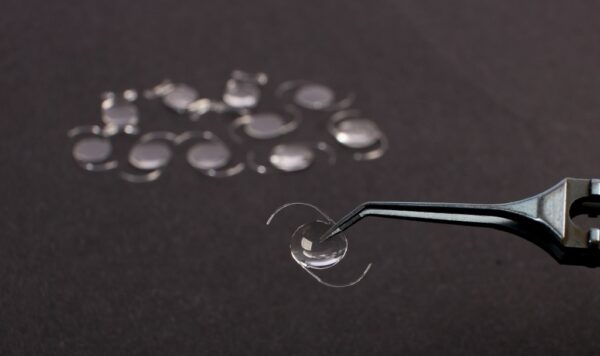 PRK vs. ICL: Compare Your Options | Discover Vision